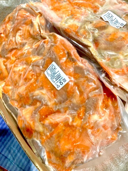 サーモントラウト（養殖）約10kg | UUUO(ウーオ)