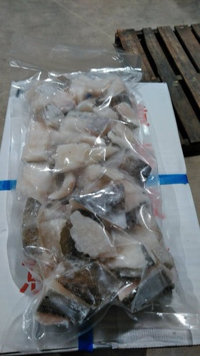 マダラ（冷凍）1k約10kg | UUUO(ウーオ)